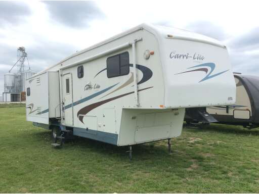 22 Carriage CARRI-LITE Fifth Wheels For Sale - RV Trader