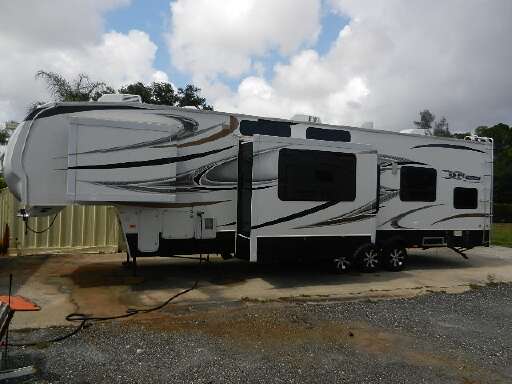395 Keystone Fuzion Toy Haulers For Sale - RV Trader