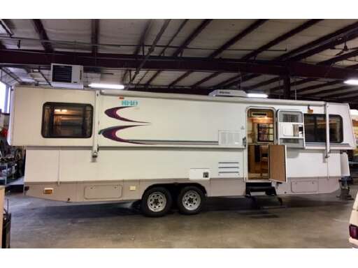 Hi-Lo Travel Trailers For Sale: 15 Travel Trailers - RV Trader