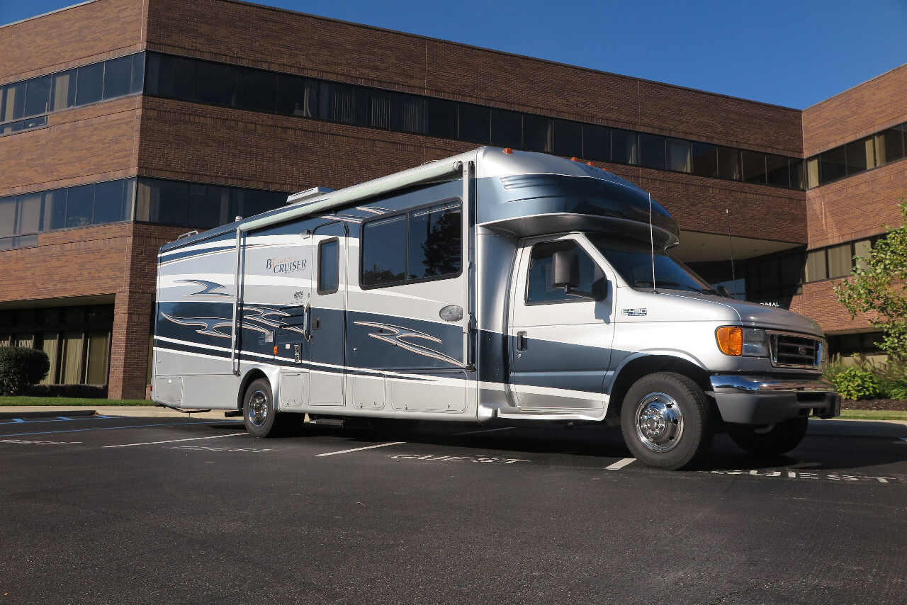 B Touring Cruiser 5210 For Sale - Gulf Stream Class C Motorhomes - RV ...