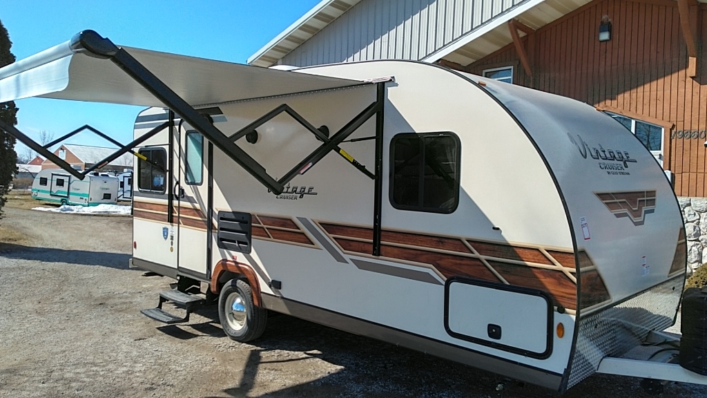 2023 Gulf Stream Vintage Cruiser 19ERD For Sale in Lynwood, IL - RV Trader
