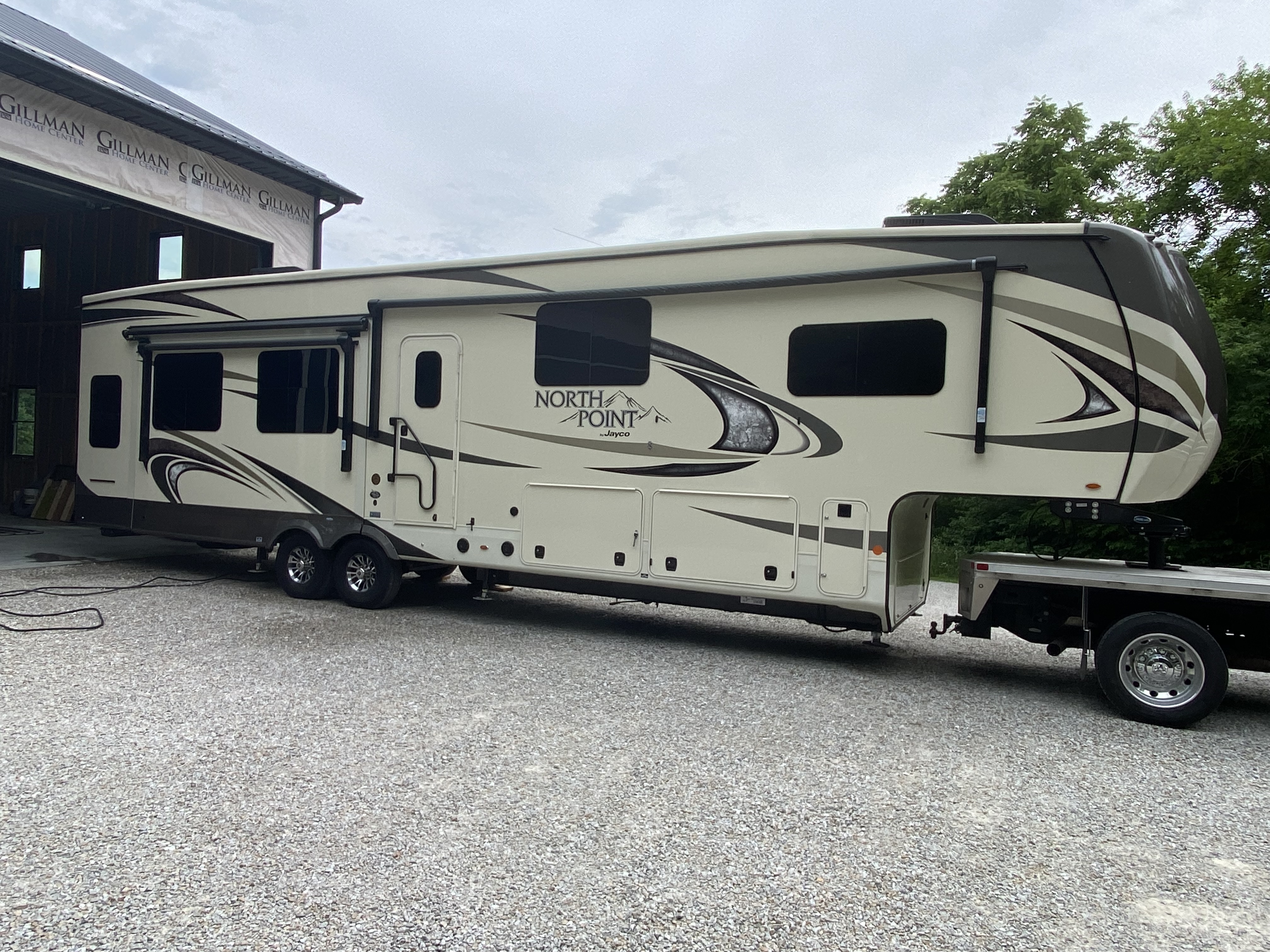 North Point 377RLBH For Sale - Jayco RVs Near Me - RV Trader