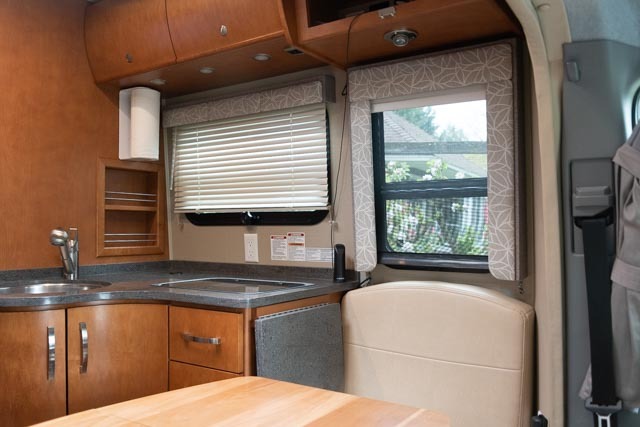 Unity U24IB For Sale - Leisure Travel RVs Near Me - RV Trader
