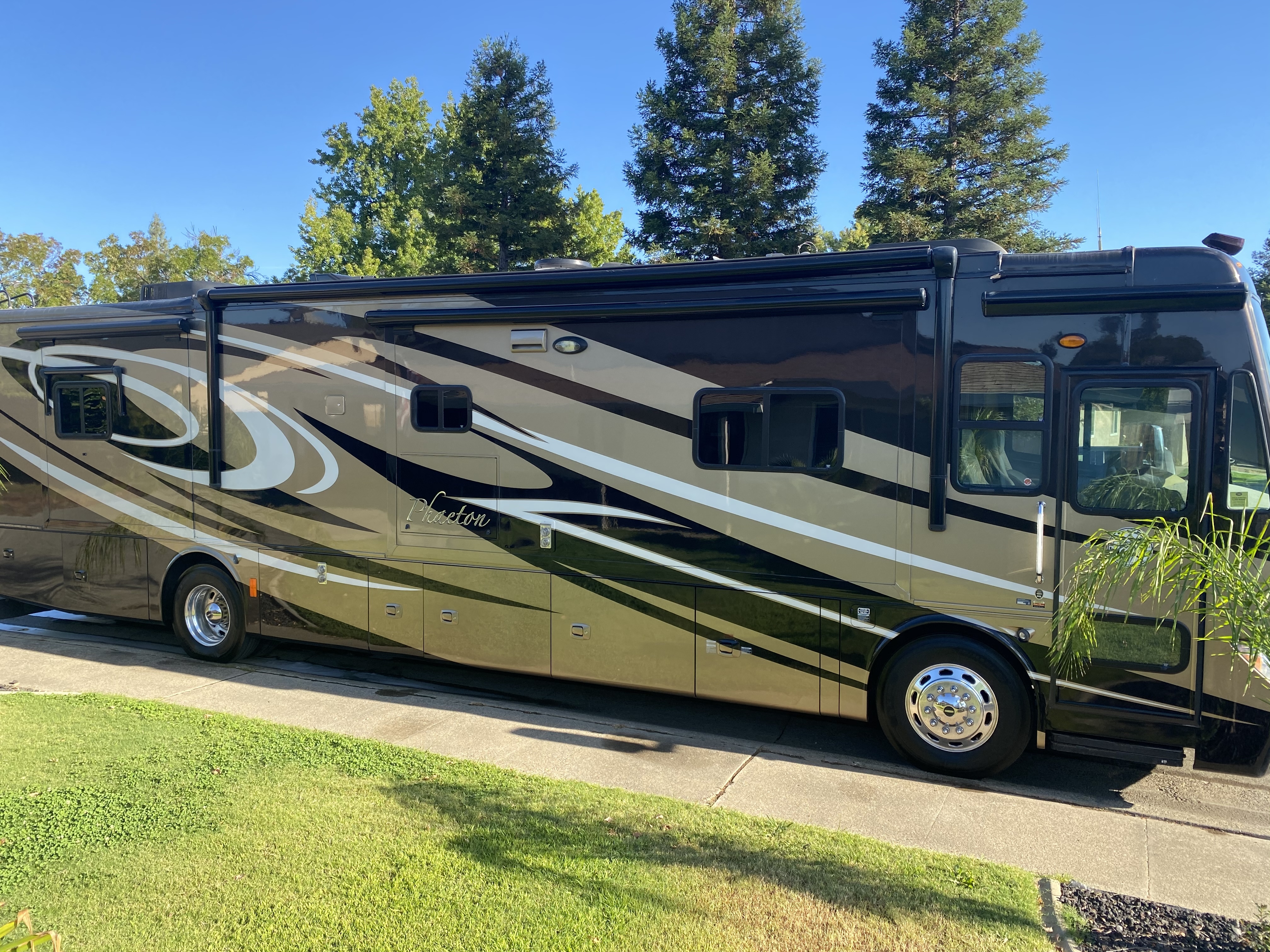 Phaeton For Sale - Tiffin Motorhomes RVs Near Me - RV Trader