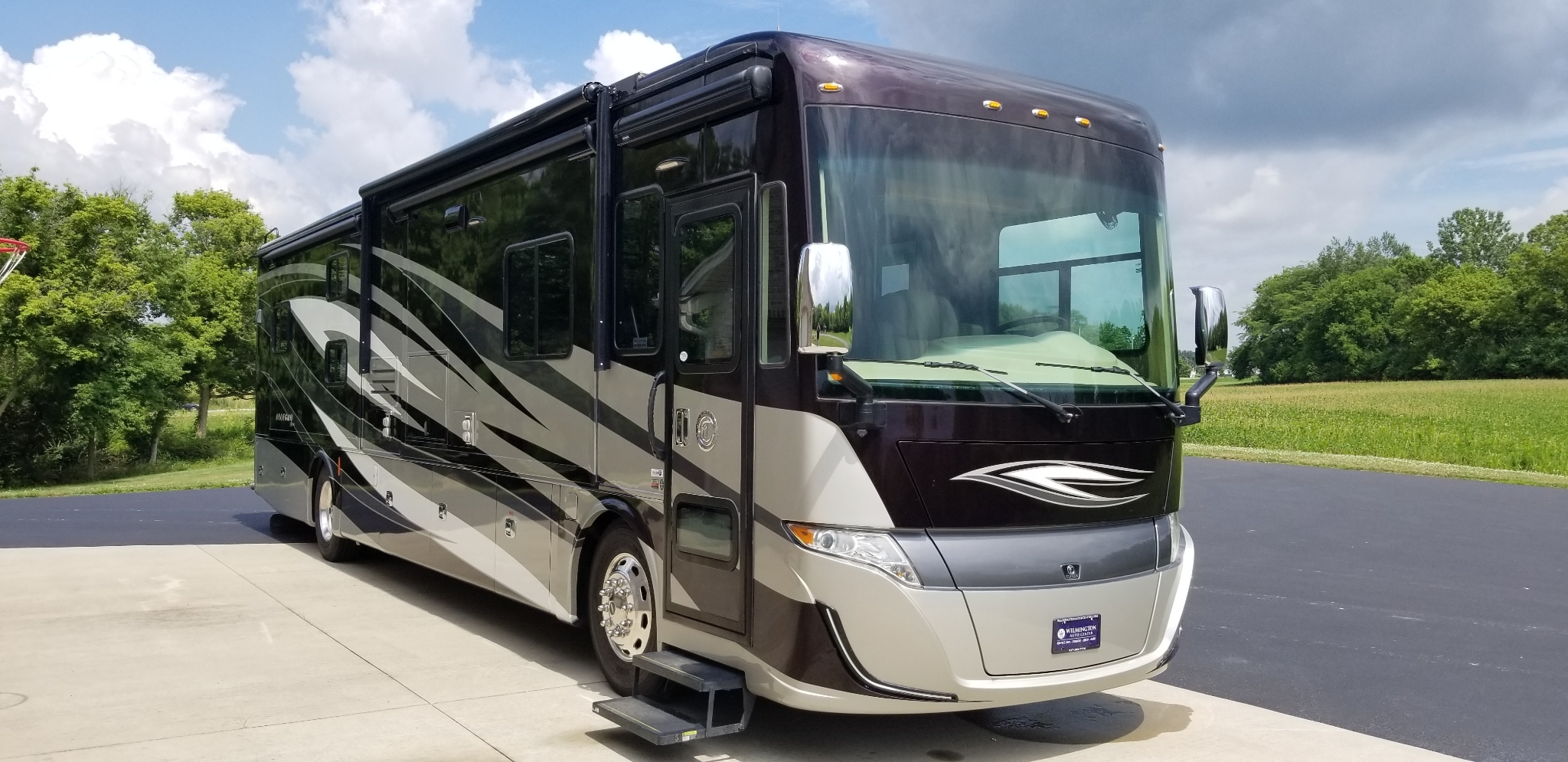 Allegro Red For Sale - Tiffin Motorhomes Class A Motorhomes Near Me ...