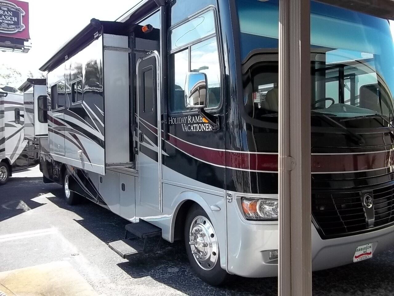 Vacationer For Sale - Holiday Rambler RVs Near Me - RV Trader