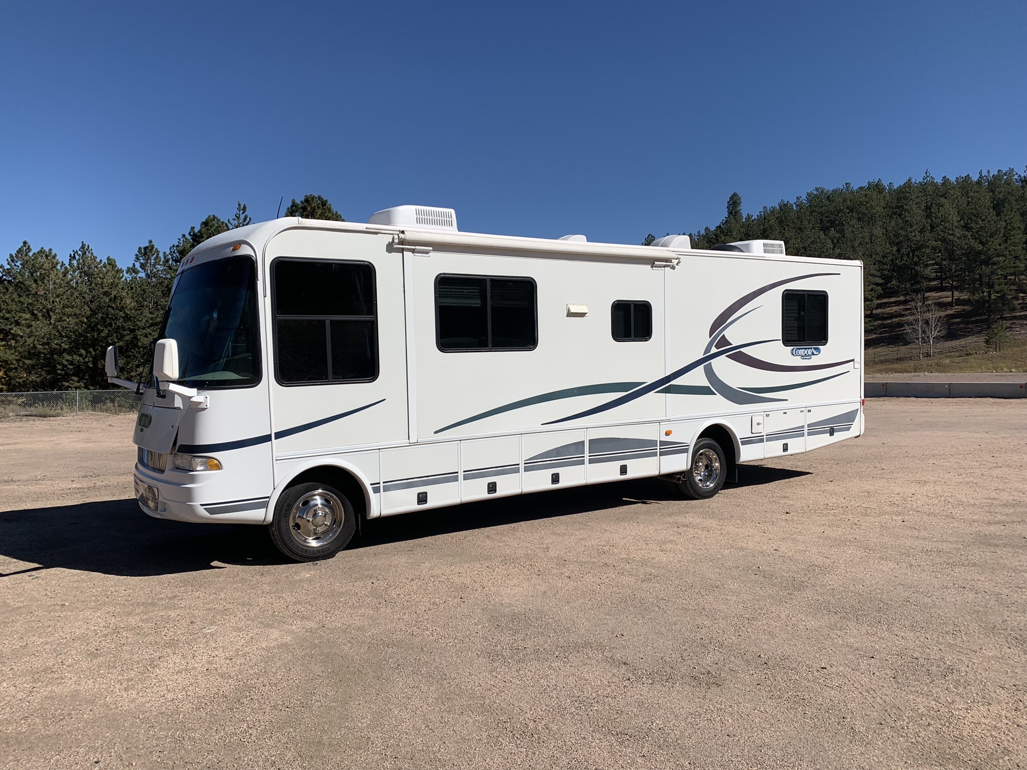 2004 R-Vision CONDOR 1330, Pine - 5023660155 - RVtrader.com