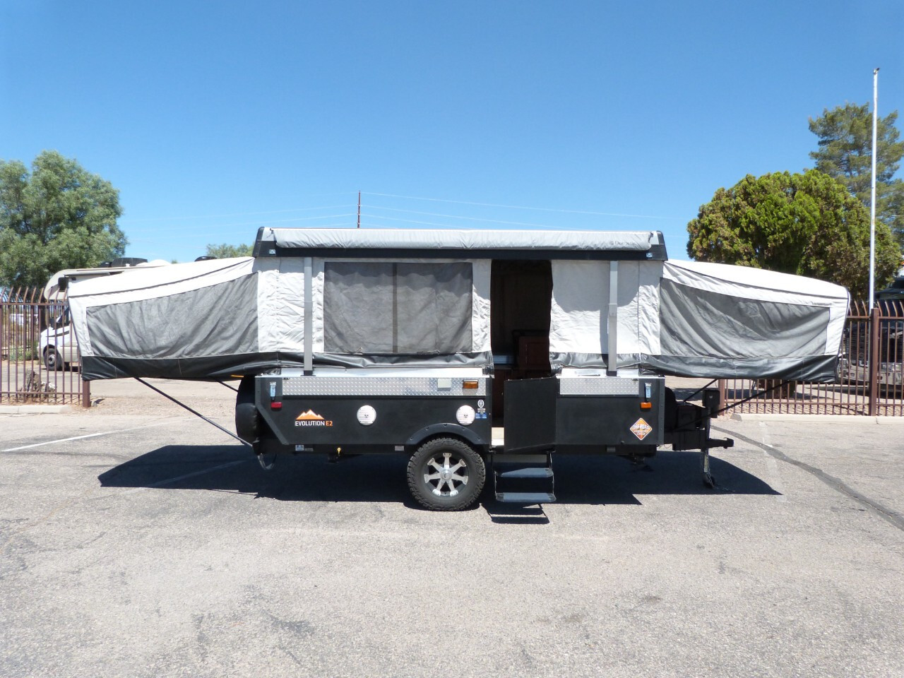 Used 2015 SOMERSET RV EVOLUTION E2 in Tucson, AZ